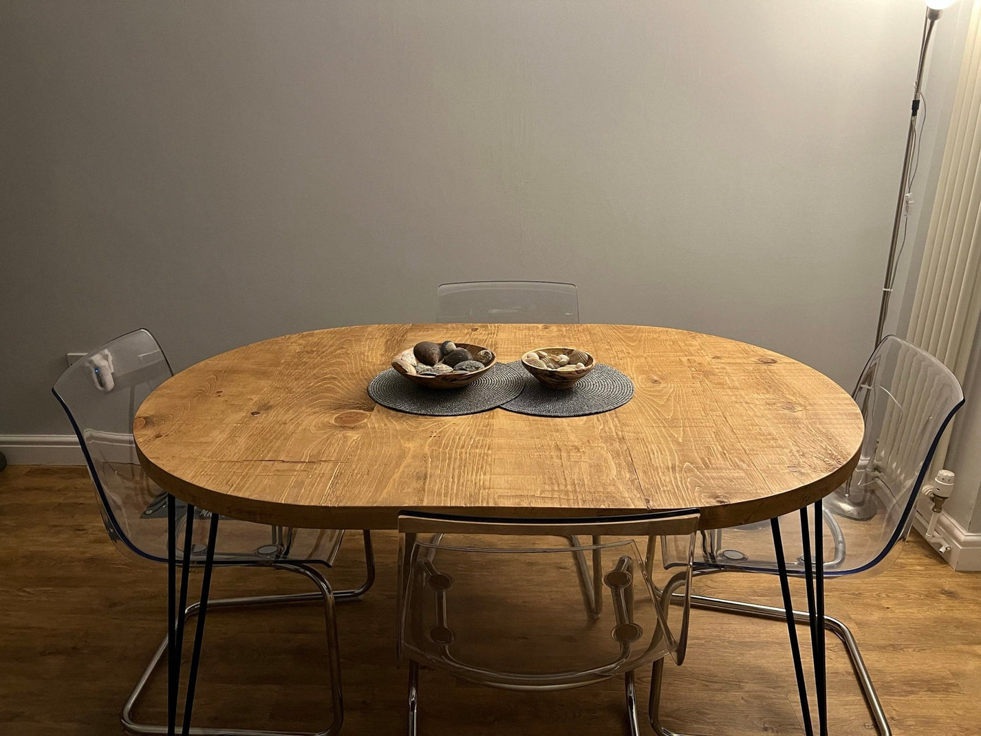 Extra Chunky extending round rustic dining table – The Grain Company Ltd